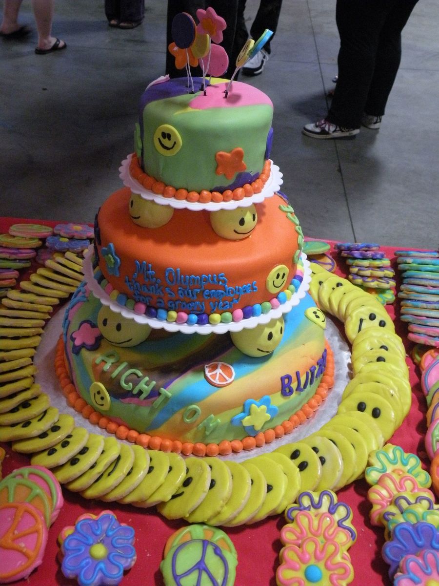 Sixties Cake - CakeCentral.com