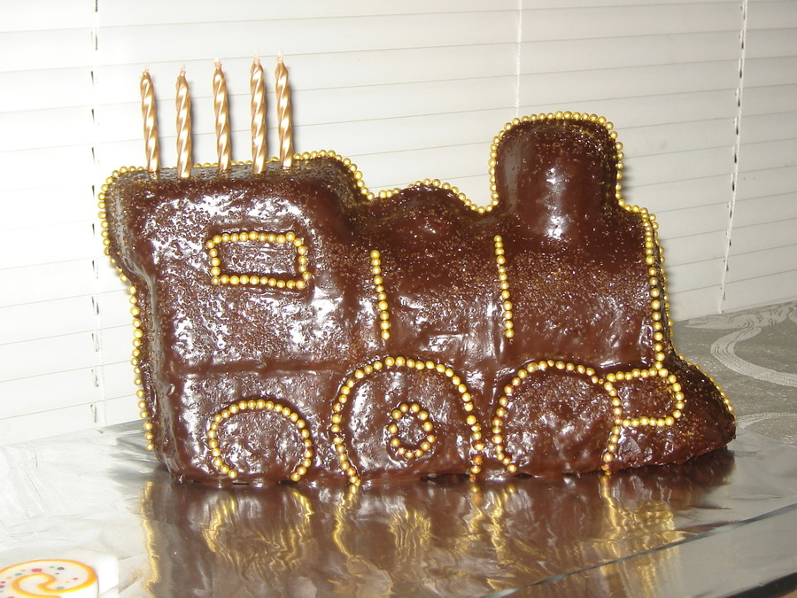 Polar Express Cake - CakeCentral.com