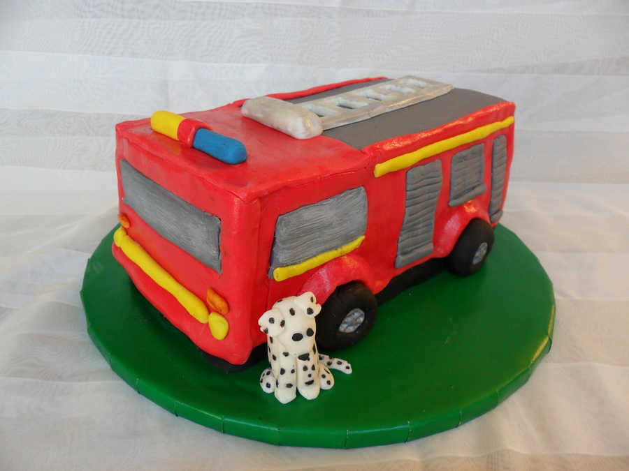 Fire Engine - CakeCentral.com