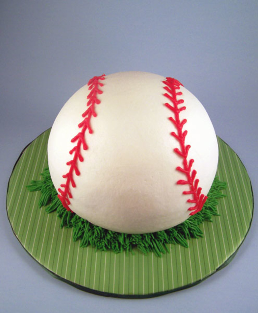 Baseball Cake - CakeCentral.com