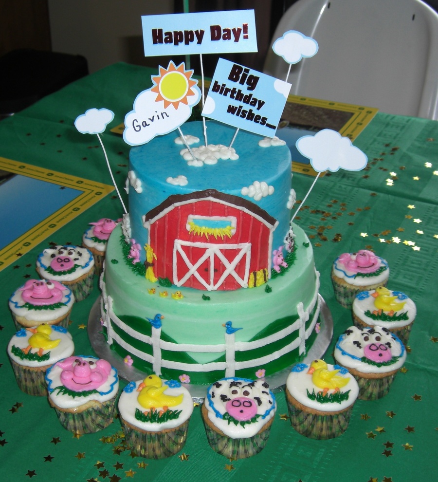Barnyard Cake - CakeCentral.com