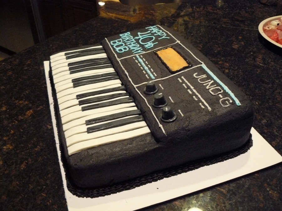 Keyboard Cake - CakeCentral.com