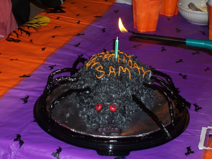 Spider Cake - CakeCentral.com