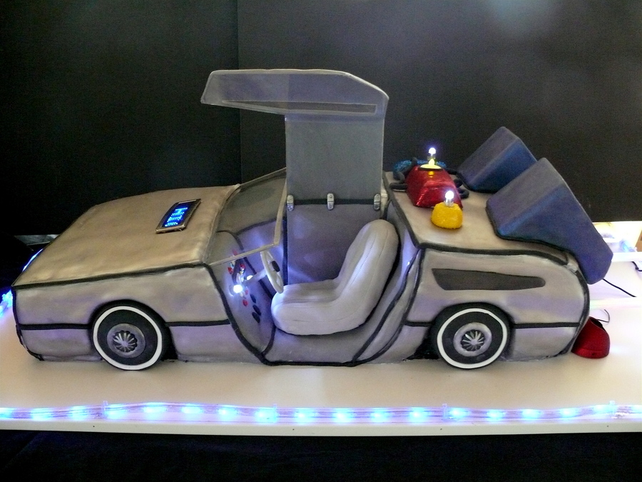 Delorean Back To The Future Cake - CakeCentral.com