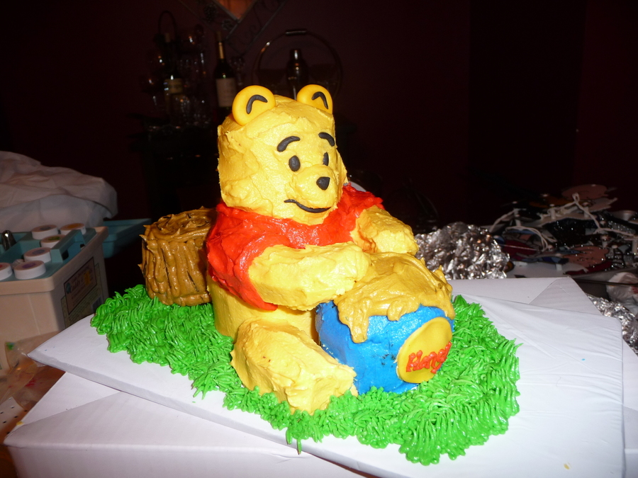 Pooh Bear Cake - CakeCentral.com