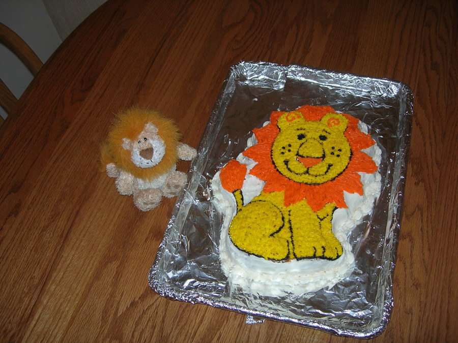 Lion Cake - CakeCentral.com
