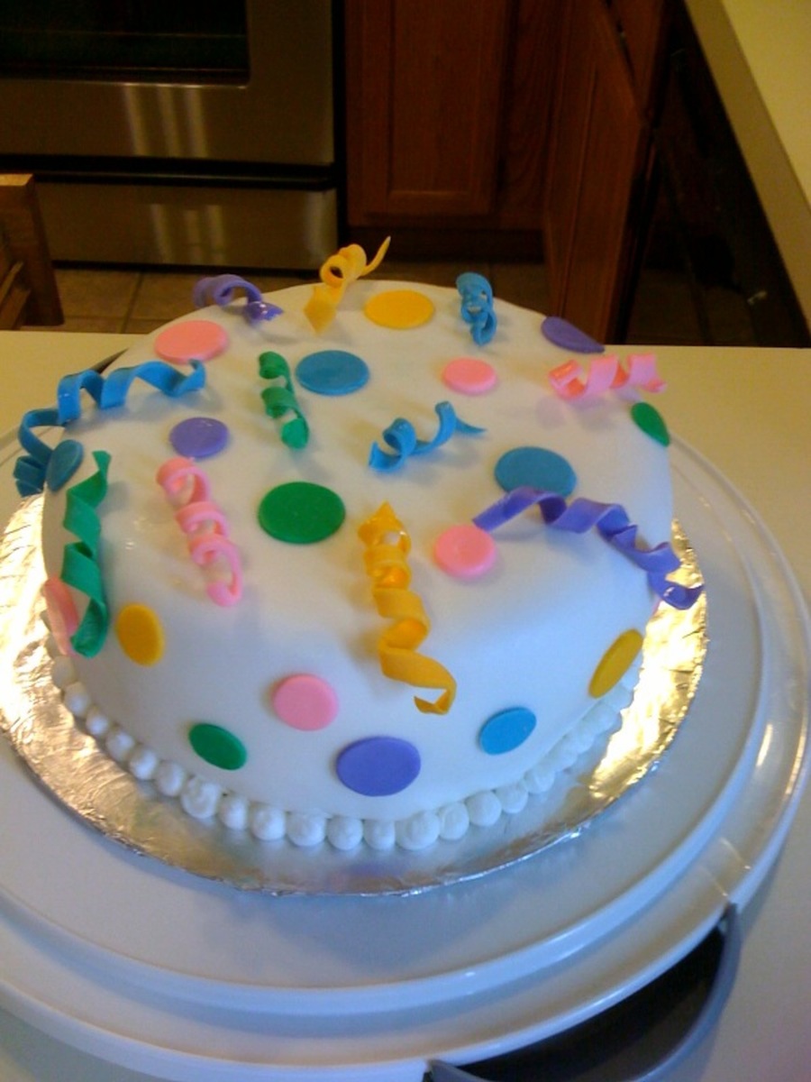 Polka Dots - CakeCentral.com