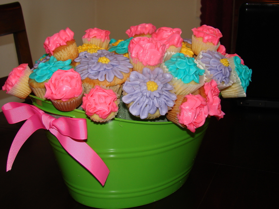 Cupcake Bouquet - CakeCentral.com