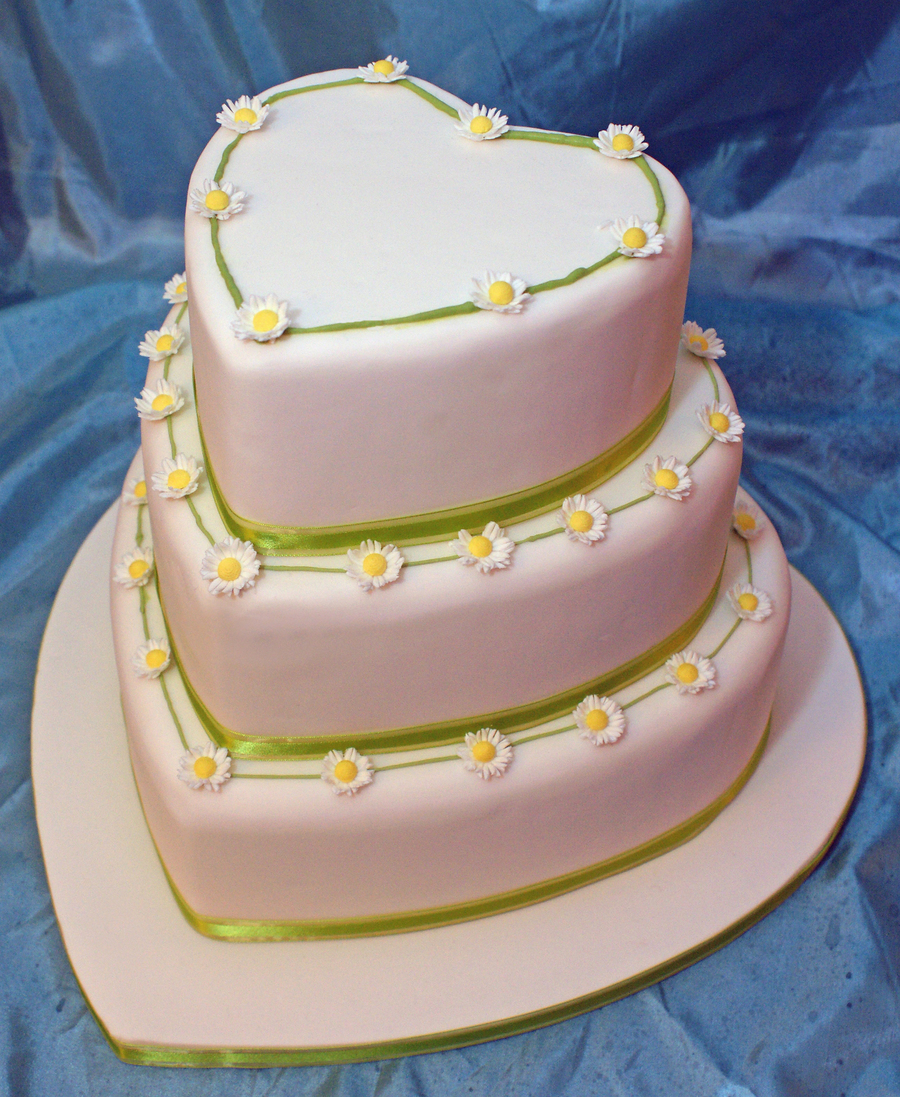 Daisy Chain Wedding Cake - CakeCentral.com