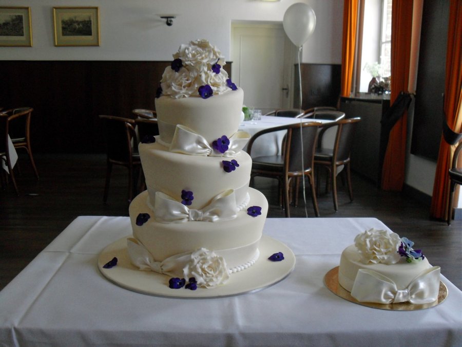 Wedding Cake With Violets - CakeCentral.com