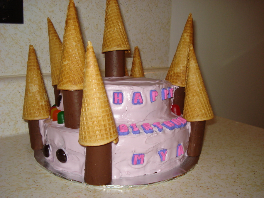 Castle - CakeCentral.com