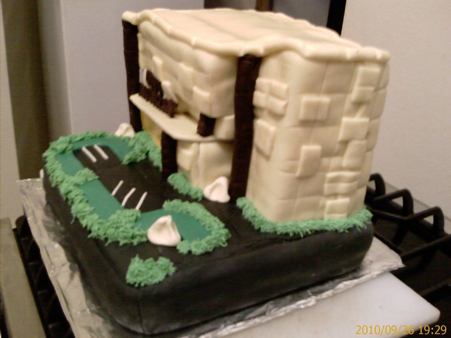 University Theme - CakeCentral.com