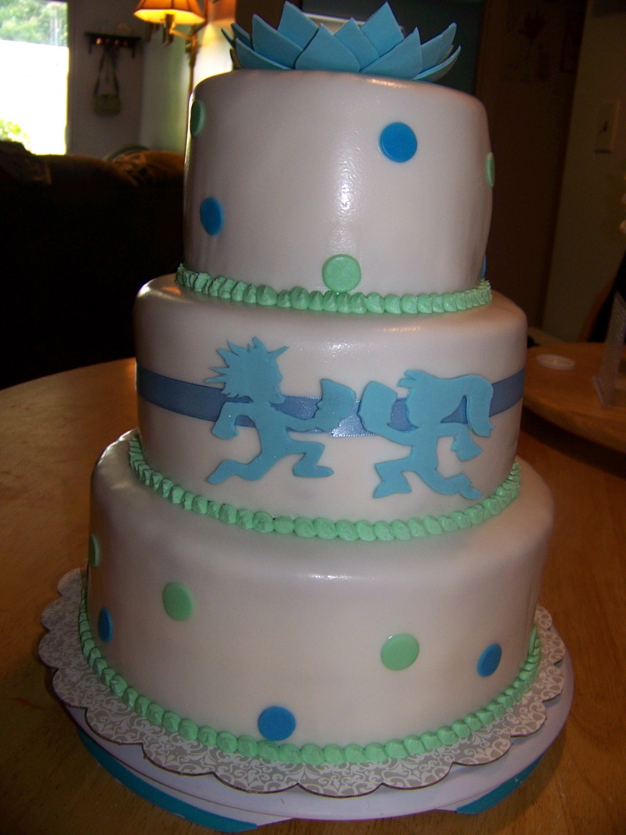 Icp Wedding Cake - CakeCentral.com