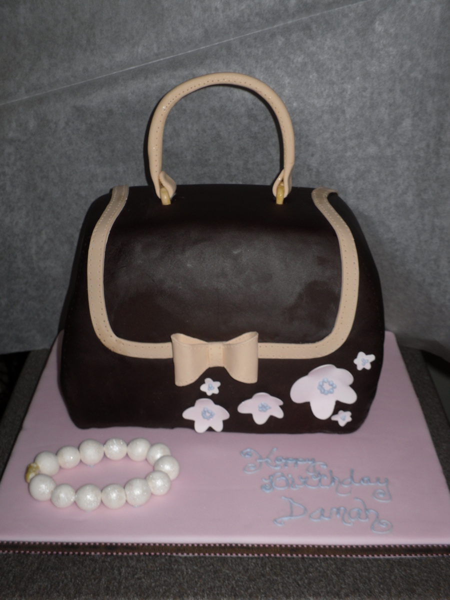 Purse Birthday Cake - CakeCentral.com