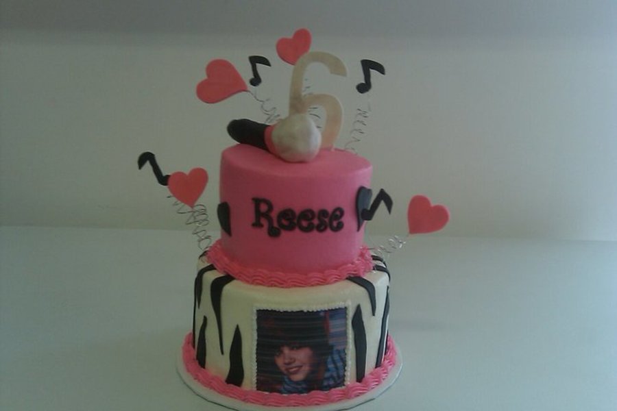 Justin Beiber Birthday! - CakeCentral.com