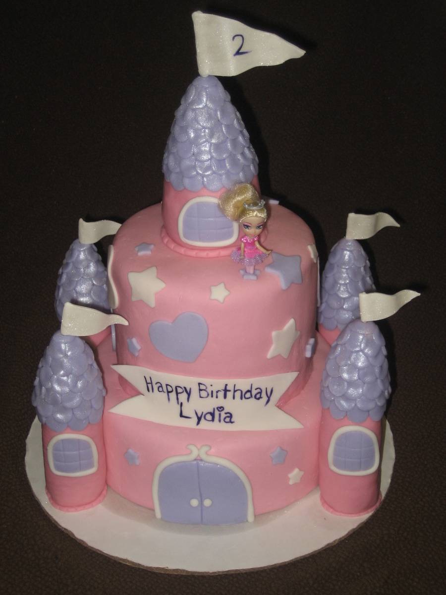 Barbie Princess Castle - CakeCentral.com