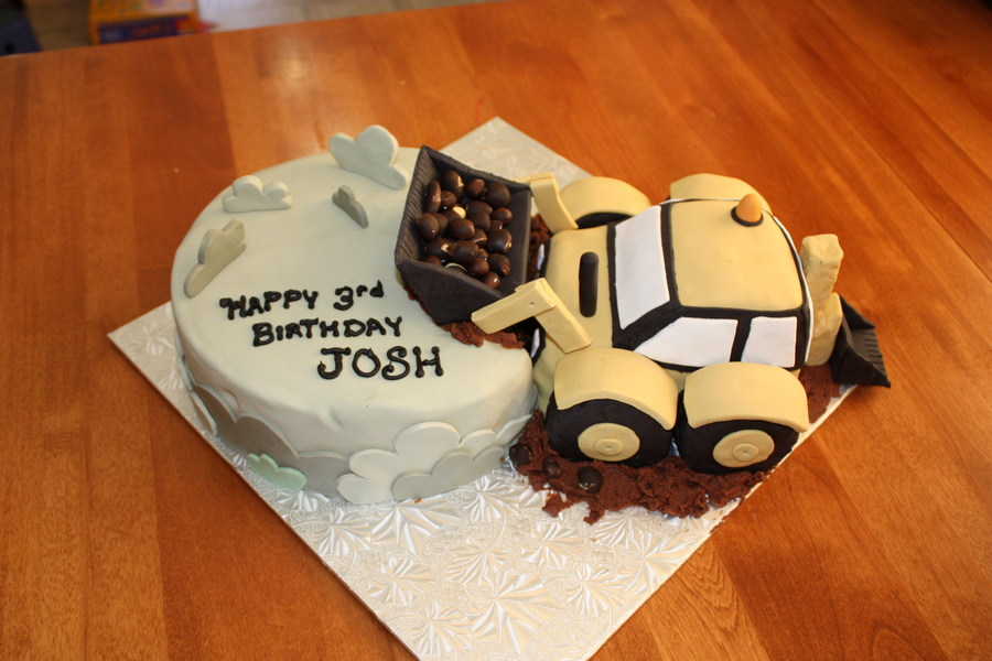 Digger Cake - CakeCentral.com