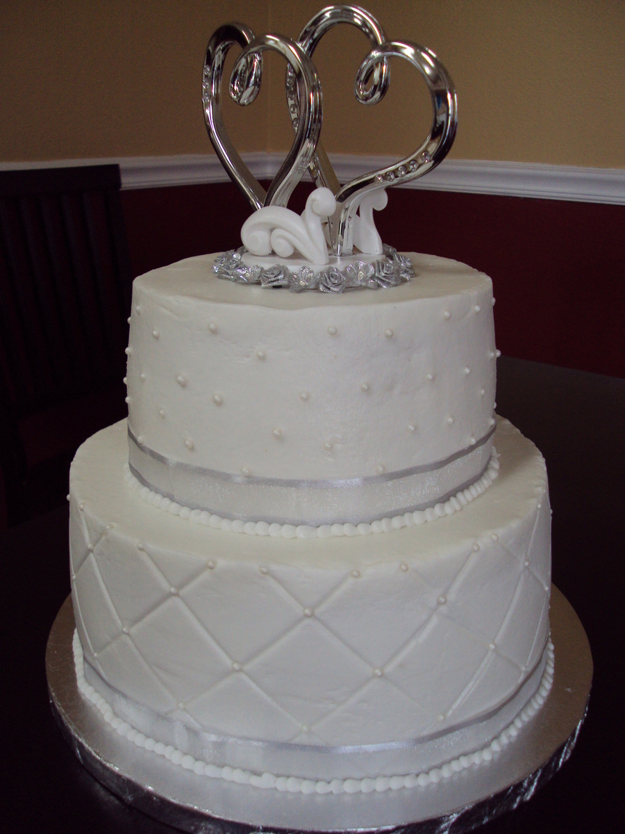 Round Small Wedding Cake - CakeCentral.com