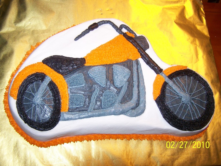 Motorcycle Birthday Cake - CakeCentral.com