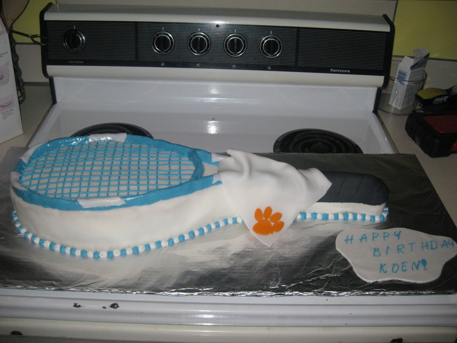 Tennis Cake - CakeCentral.com