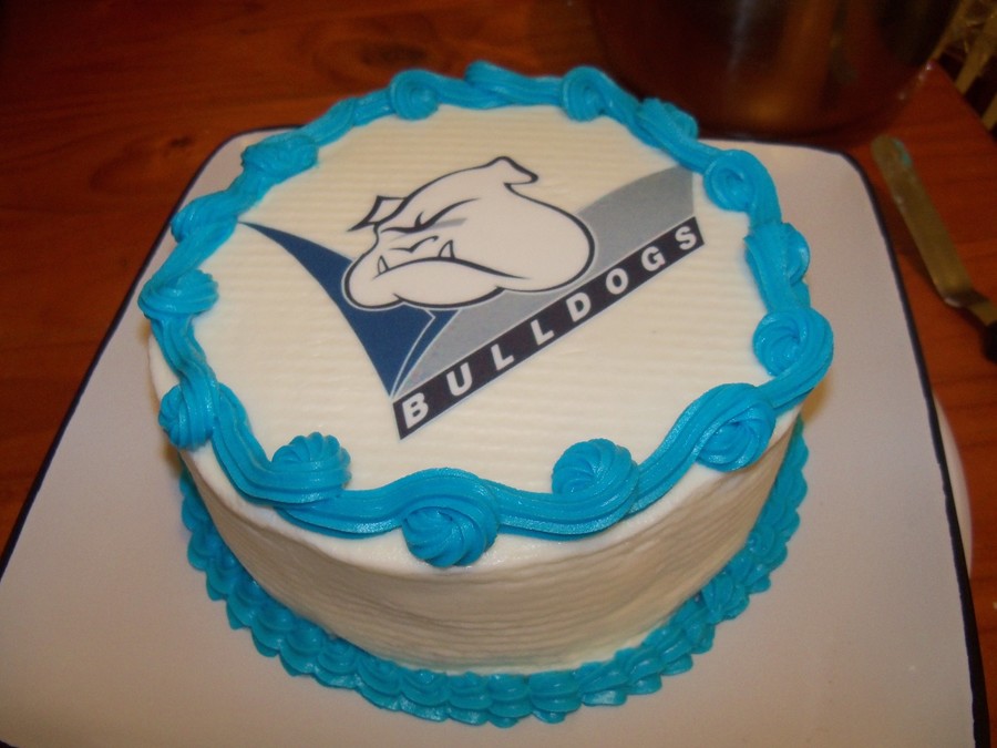 Bulldogs Birthday Cake - CakeCentral.com