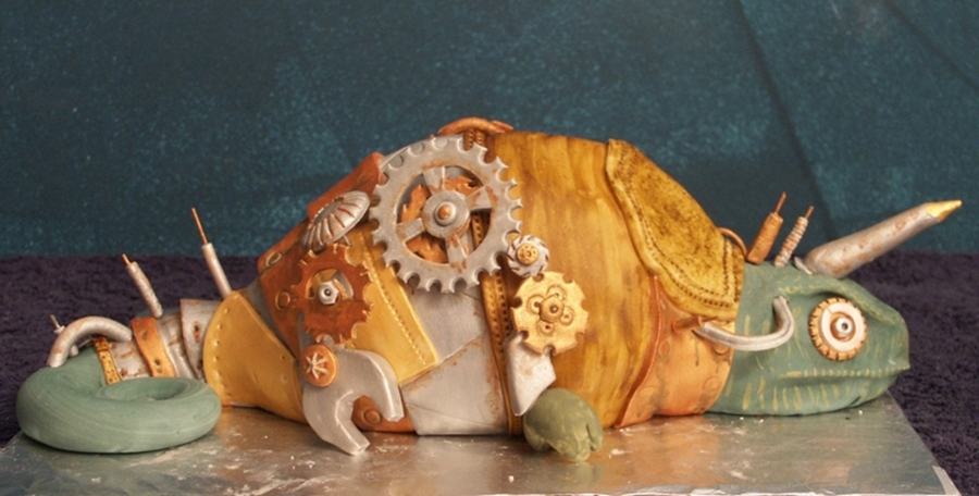 Steampunk Lizard - CakeCentral.com