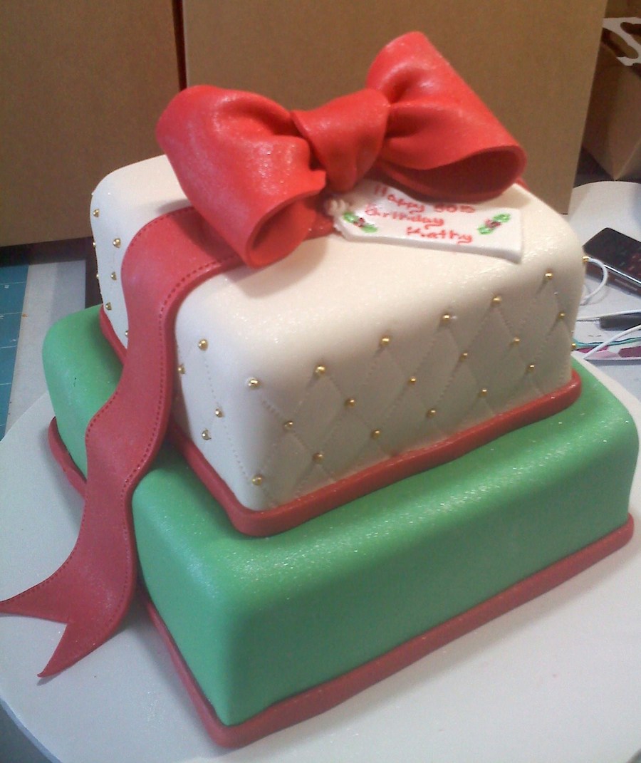Christmas Present Cake - CakeCentral.com