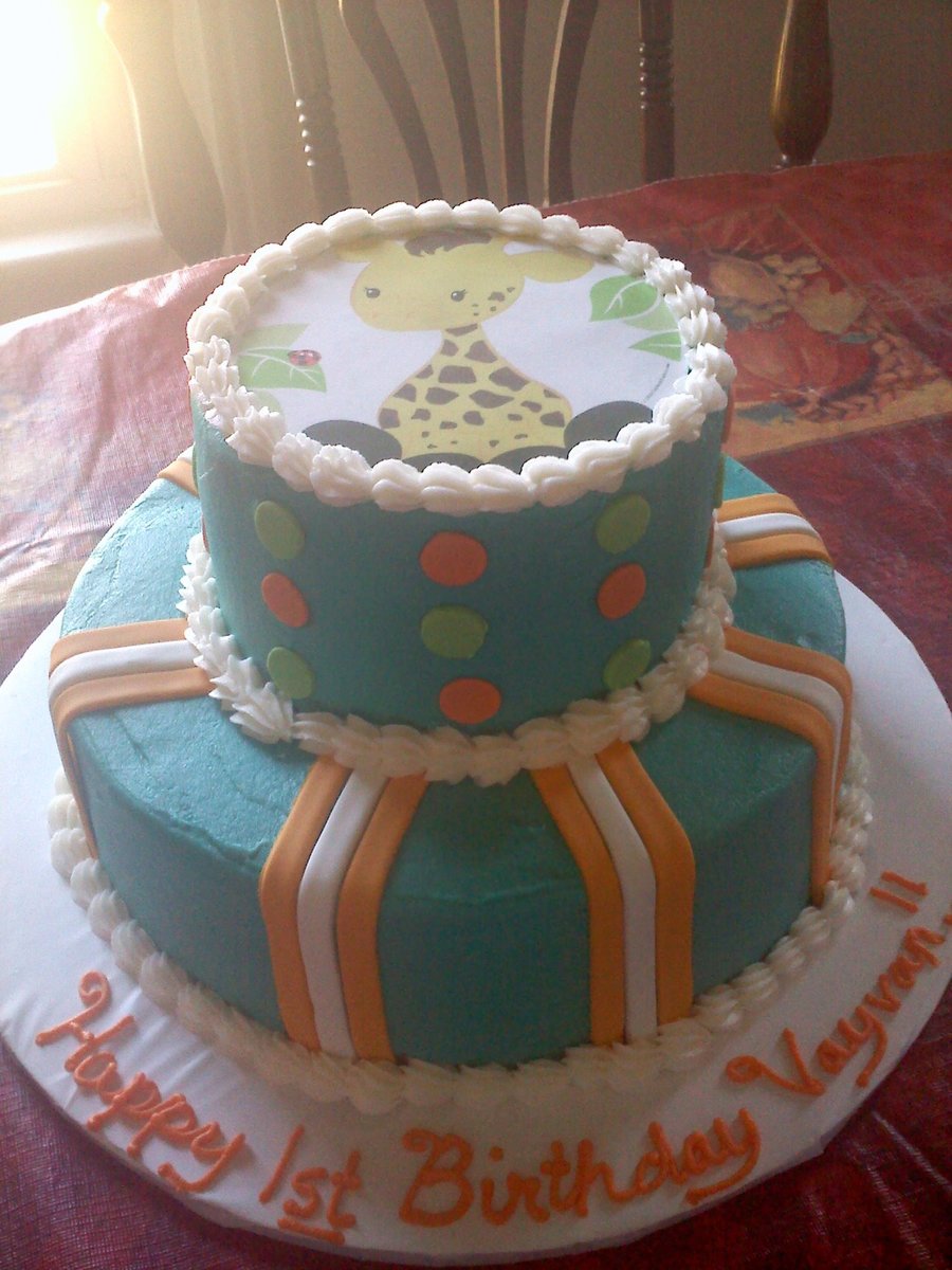 Giraffe Birthday Cake - CakeCentral.com