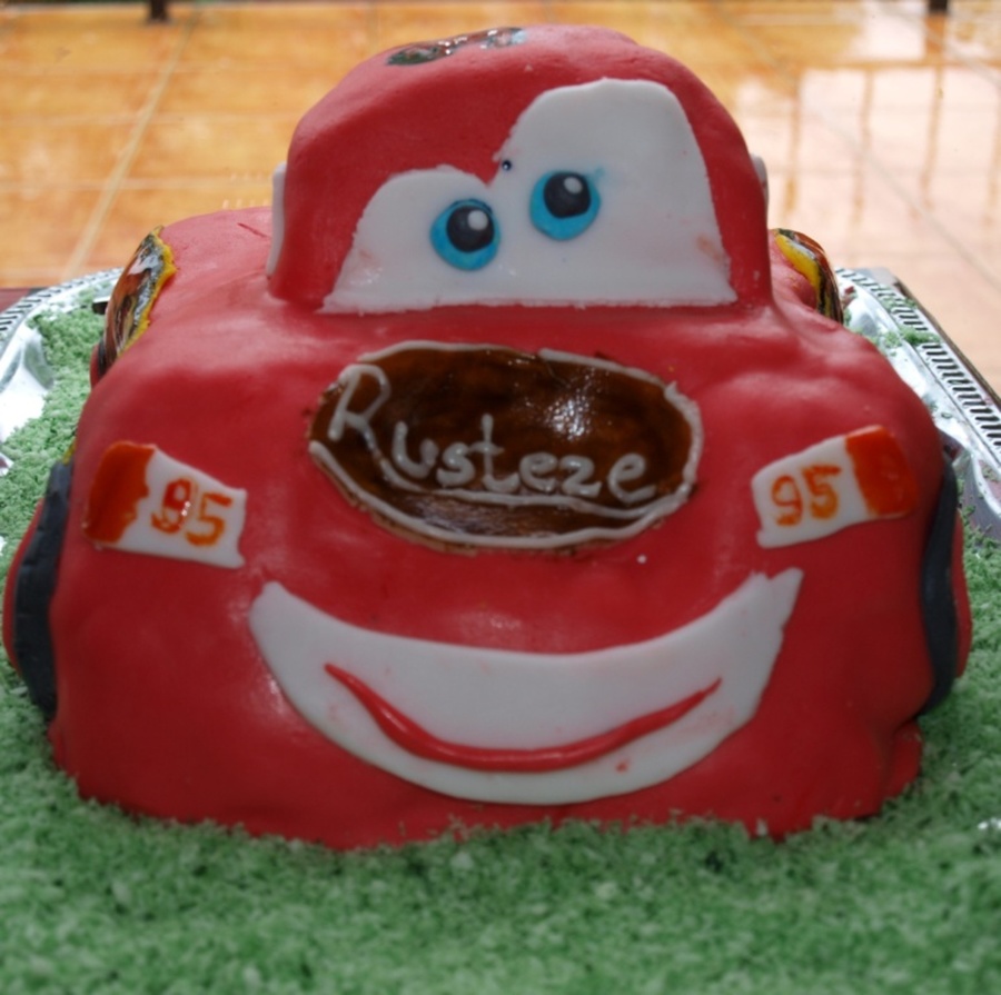 Lightning Mcqueen Cake - CakeCentral.com