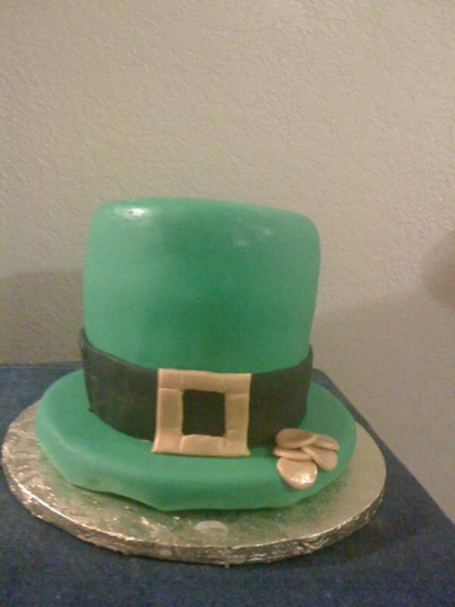 Leprechaun Hat - CakeCentral.com