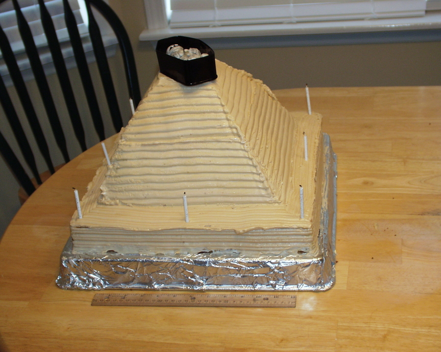 Pyrmid Cake - CakeCentral.com