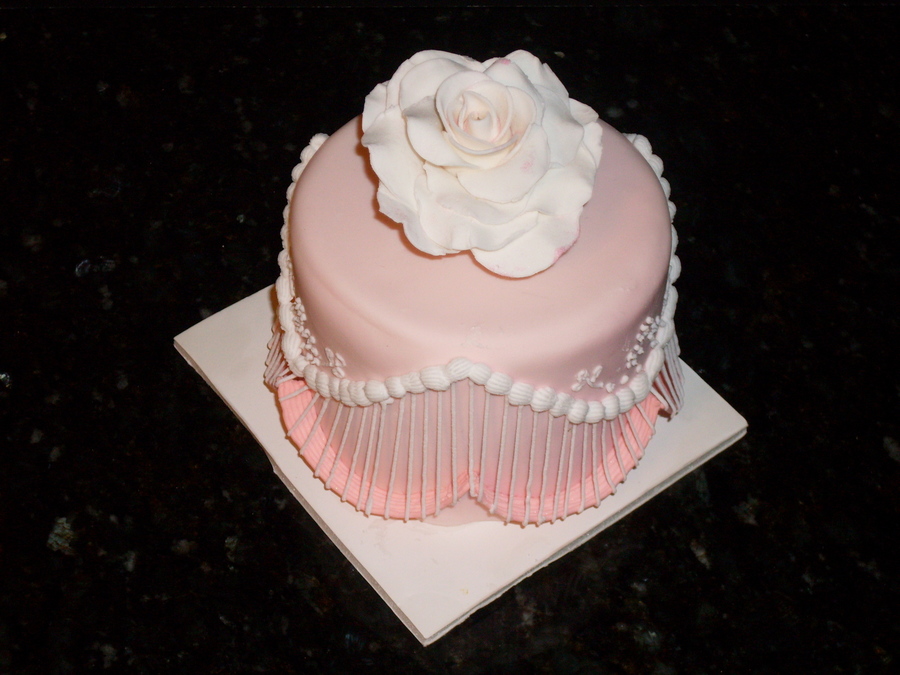 Royal Icing Bridge Work - CakeCentral.com