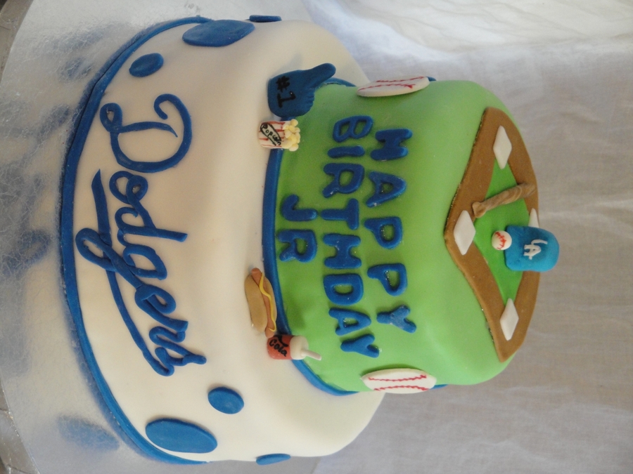 Los Angeles Dodgers Baseball Birthday Cake - CakeCentral.com