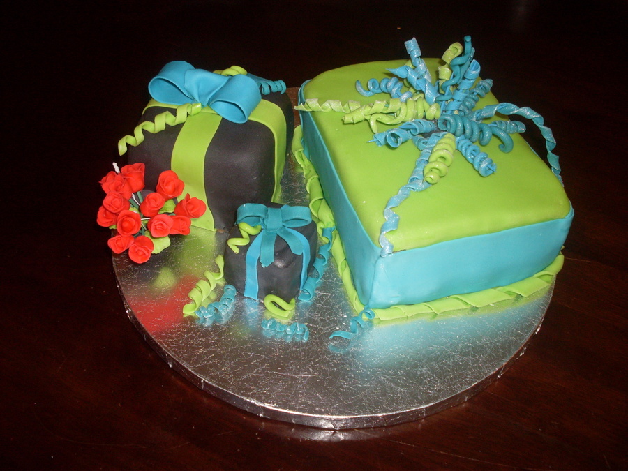 Gift Boxes - CakeCentral.com