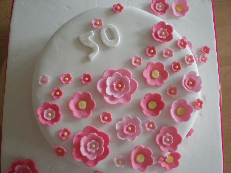 Pink Flowers - CakeCentral.com