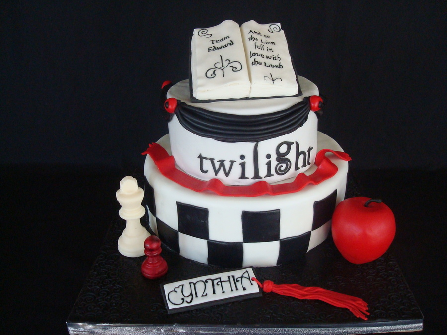 Twilight - CakeCentral.com