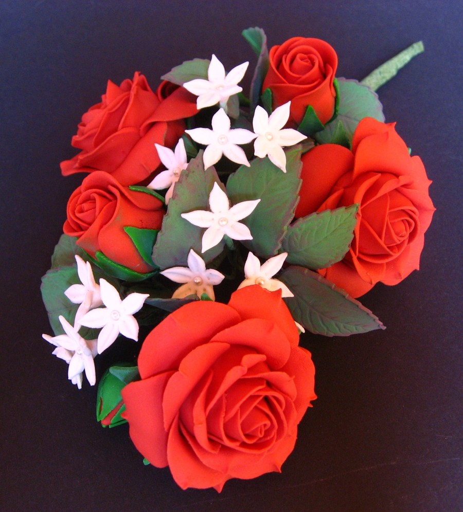 Red Roses - CakeCentral.com