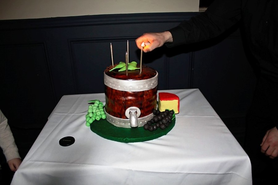 Wine Barrel Cake - CakeCentral.com