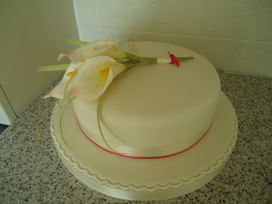 Single Tier Wedding Cake - Calla Lilies - CakeCentral.com