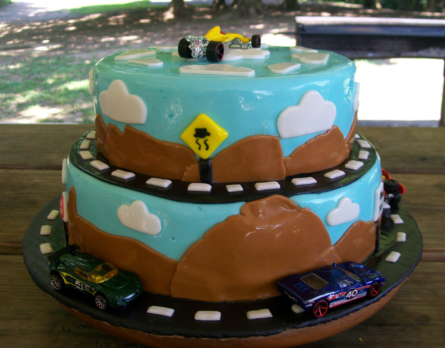 Matchbox Car Birthday Cake - CakeCentral.com