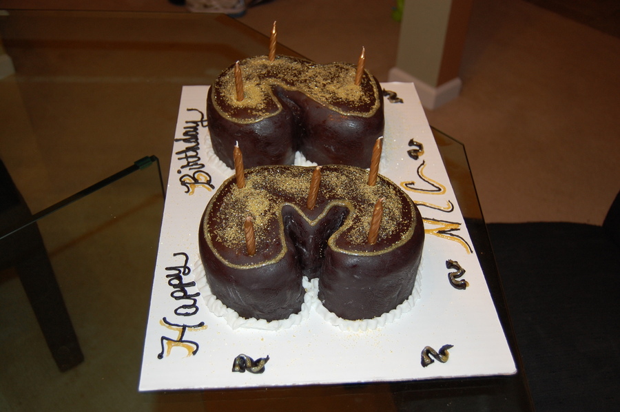 32 Birthday Cake - CakeCentral.com