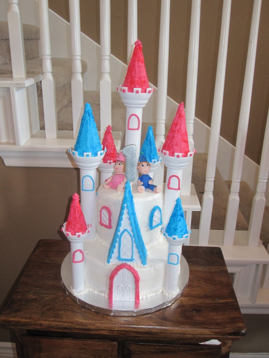 Castle - CakeCentral.com