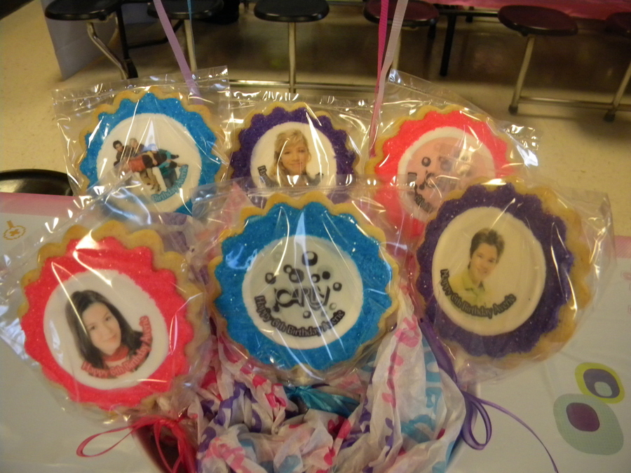 Icarly Cookies - CakeCentral.com