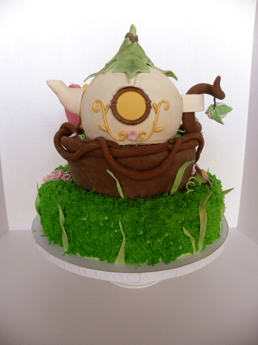 Tinkerbell Cake - CakeCentral.com