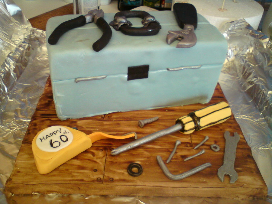 Tool Box Cake - CakeCentral.com