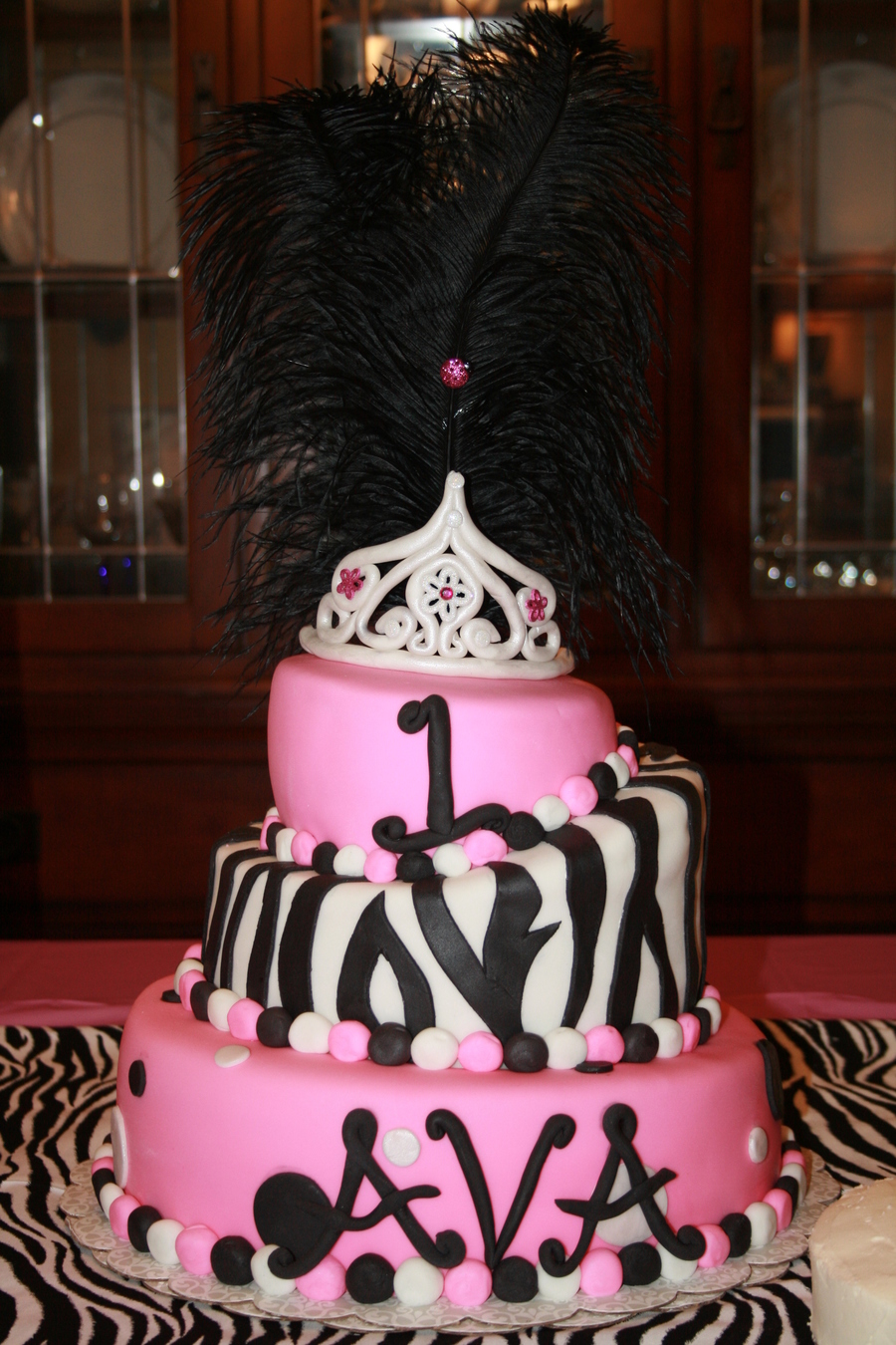 Diva Cake! - CakeCentral.com