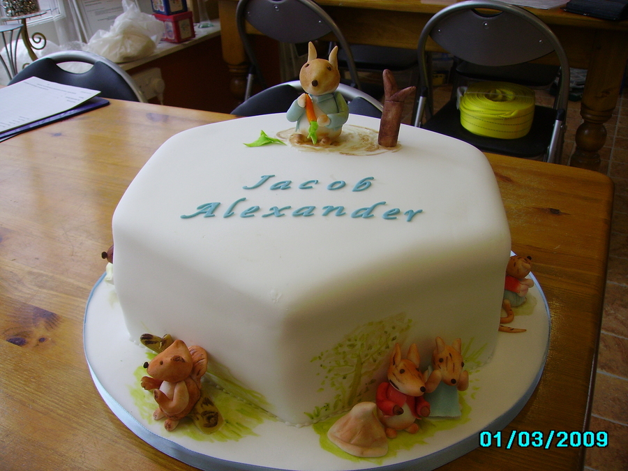 Peter Rabbit And Friends - CakeCentral.com