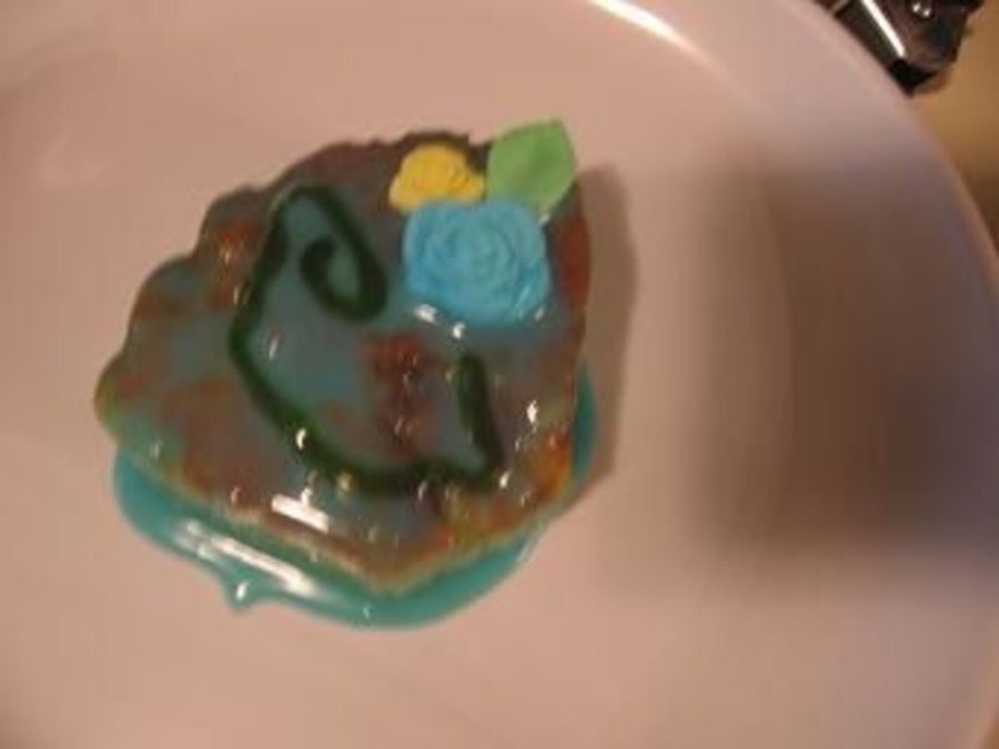 Mini Sea Shell Cake - CakeCentral.com