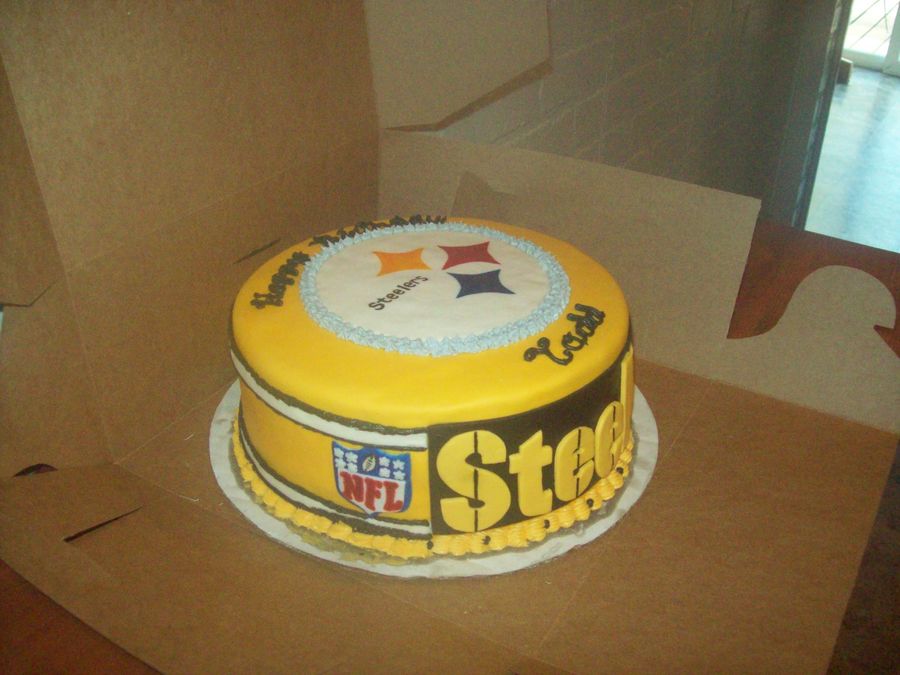 Steelers Cake - CakeCentral.com