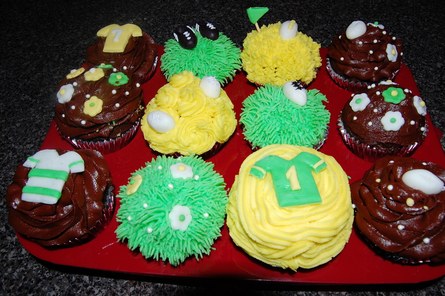 Rugby Cupcakes - CakeCentral.com